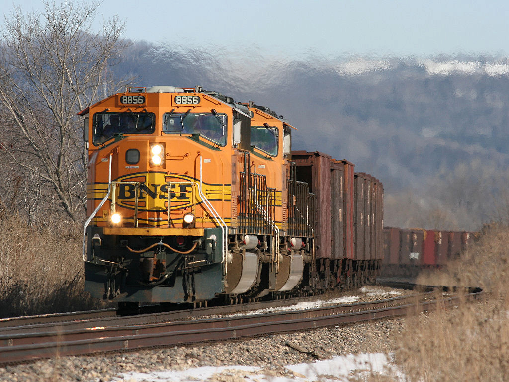 BNSF 8856